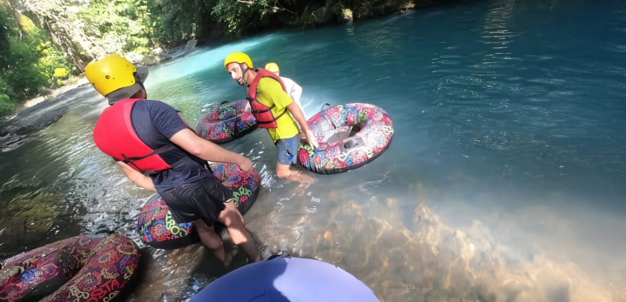 Rio Celeste River & Tubing Tour Rio Celeste Costa Rica